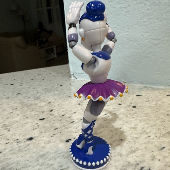 Funko | Toys | Funko Five Nights At Freddys Ballora Articulated 5 ...